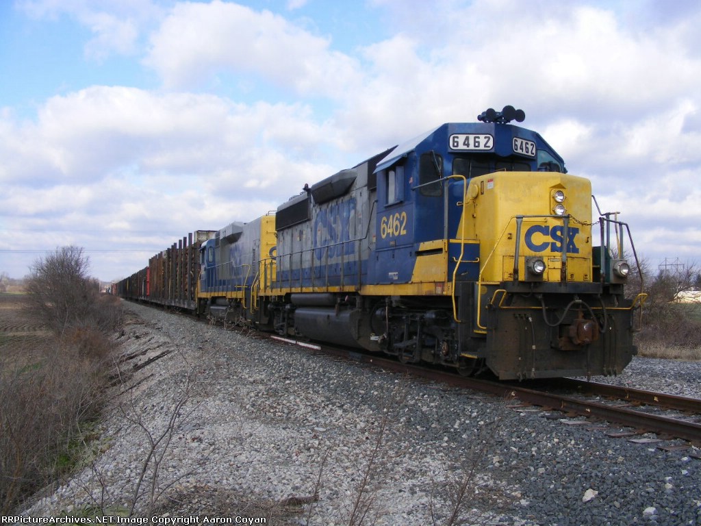 H776, the Chillicothe District Run, pushing 38 cars westward to the paper mill